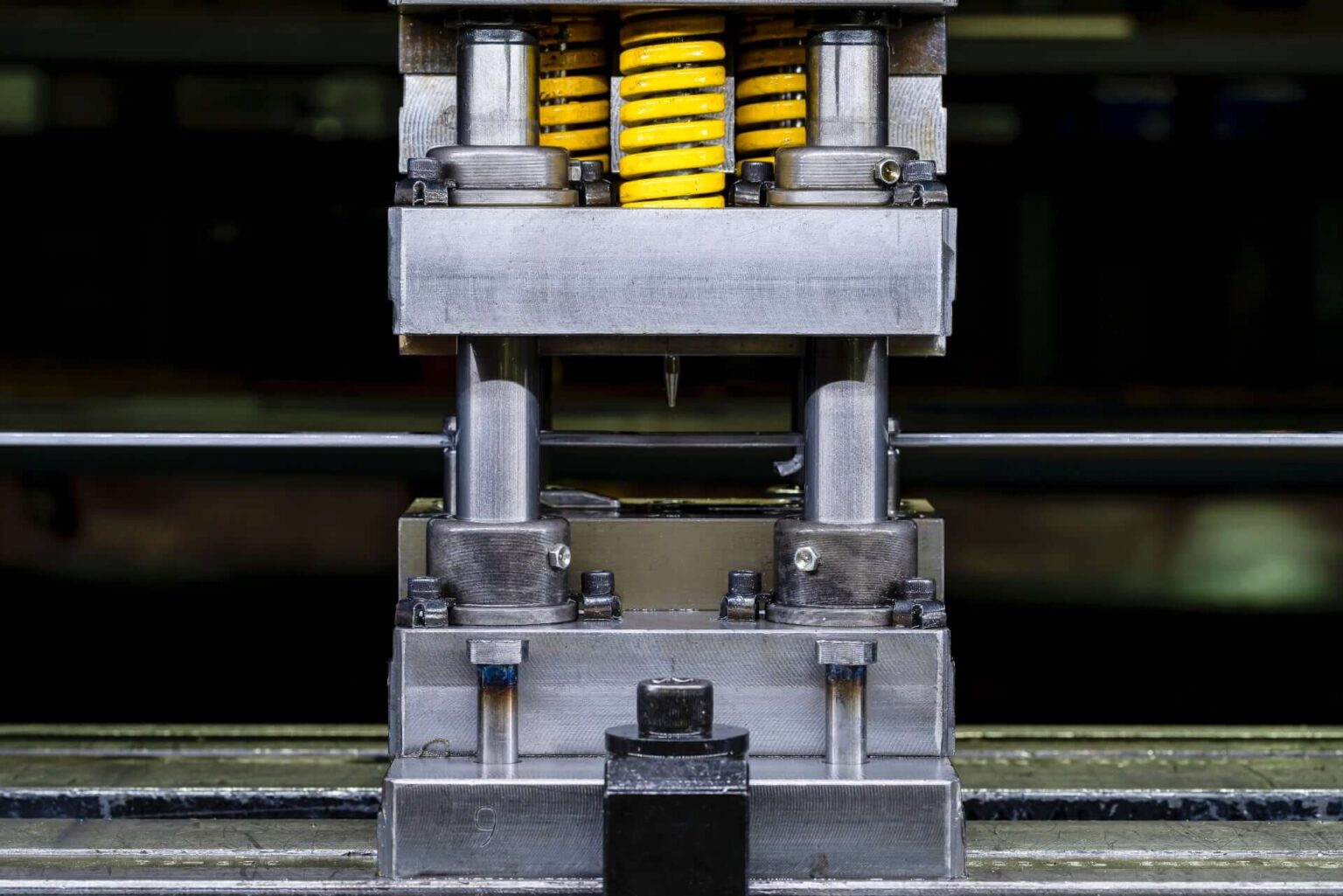 PRIMARY manufacturing processes - serial manufacturing